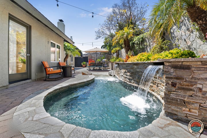 Charming Coastal Escape | Resort-style Walk-in Spa - Carlsbad, CA