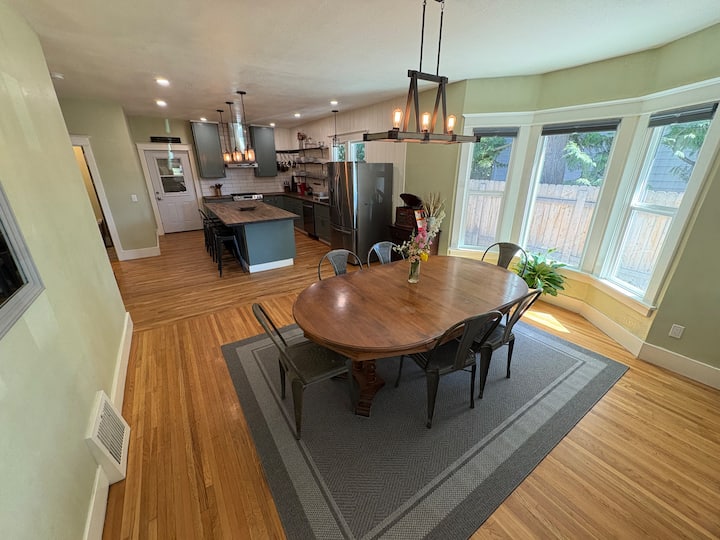 Historic Craftsman Home - Pullman, WA