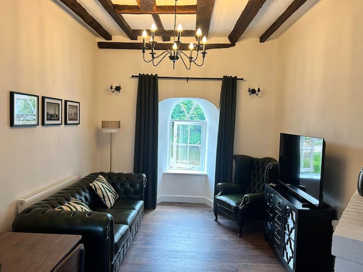 Historical Townhouse By Shrewsbury River - Shrewsbury
