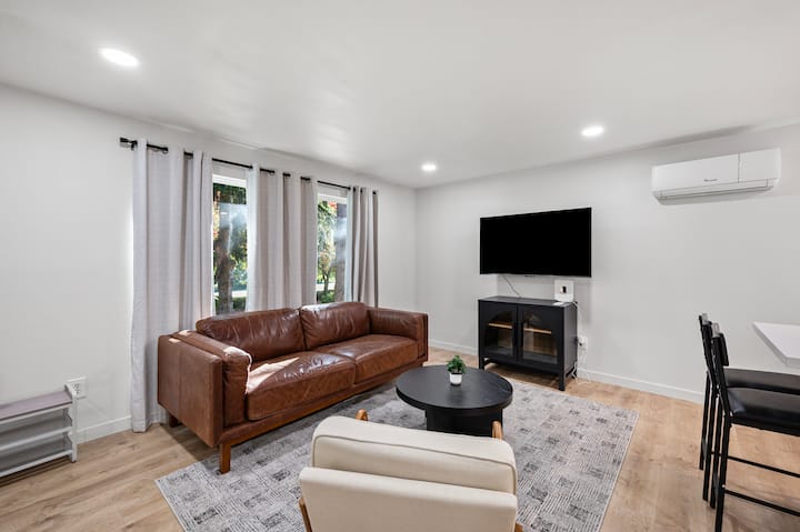 Quad Vista Retreat #B - Everett