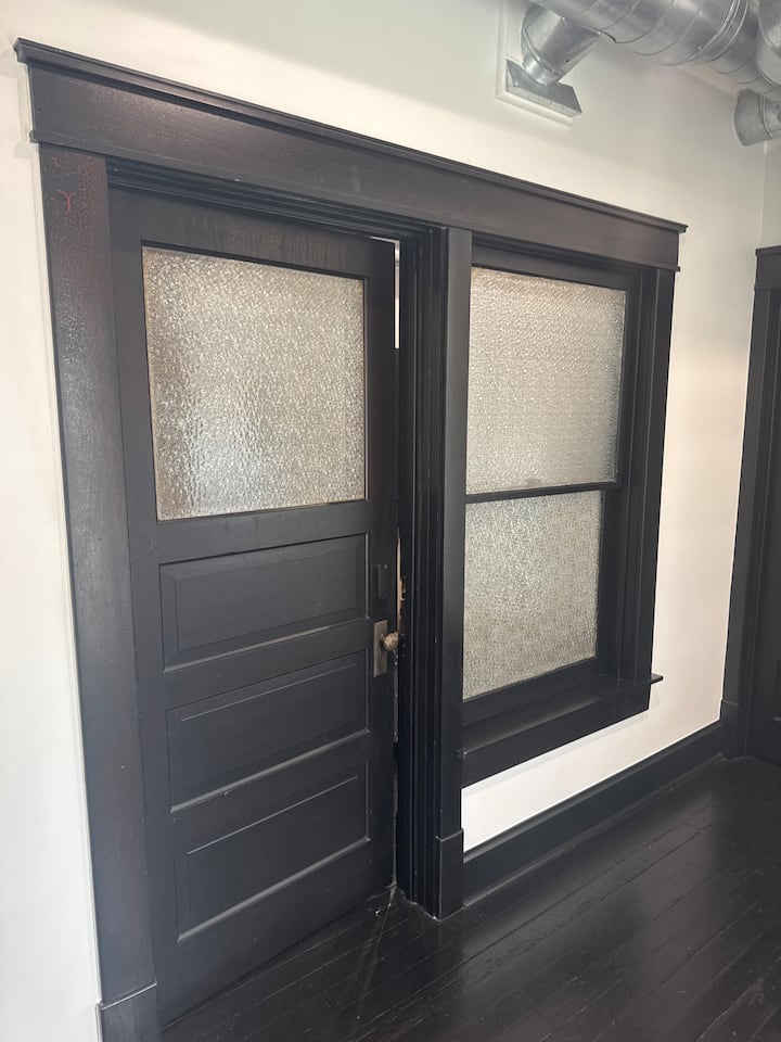 Apartment 3 - Downtown Okmulgee - Dripping Springs Lake, OK