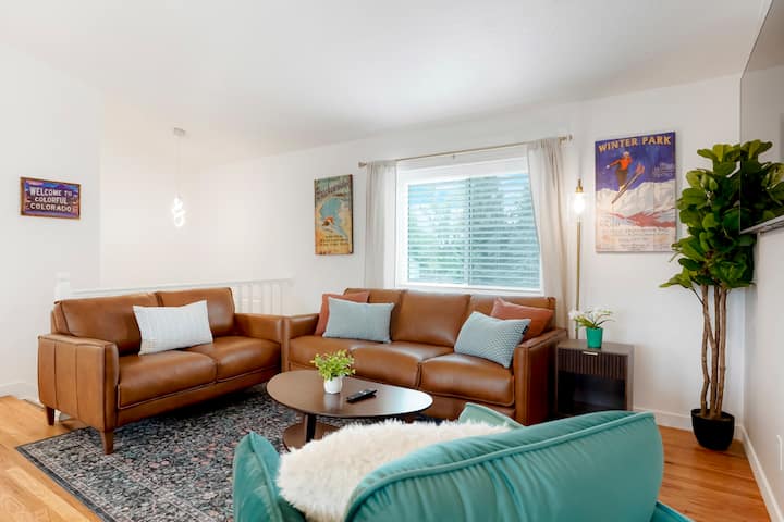 Stylish 4br Retreat | Hottub,gameroom,private Yard - Westminster, CO