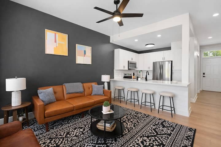 Chic Soulard• Fire Pit • Wifi • Parking Spot - Saint-Louis, MO