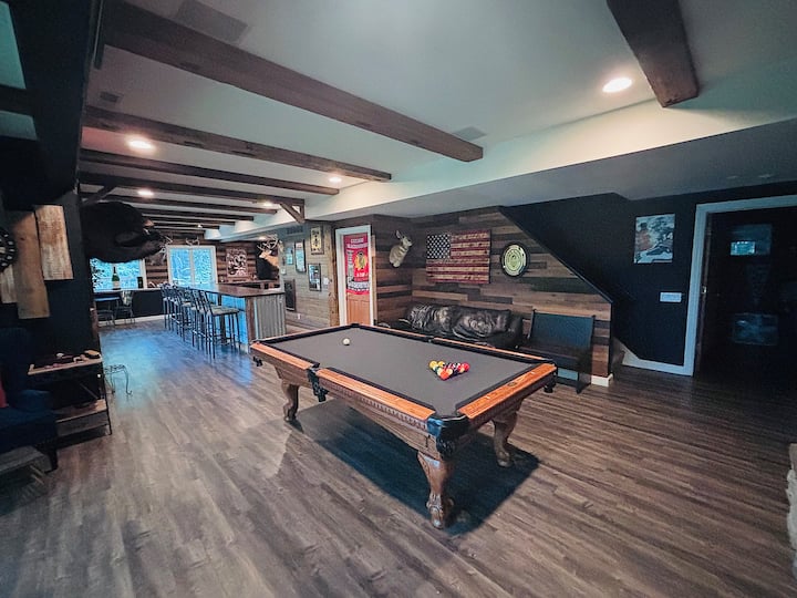 Freedom Town - Stevensville, MI