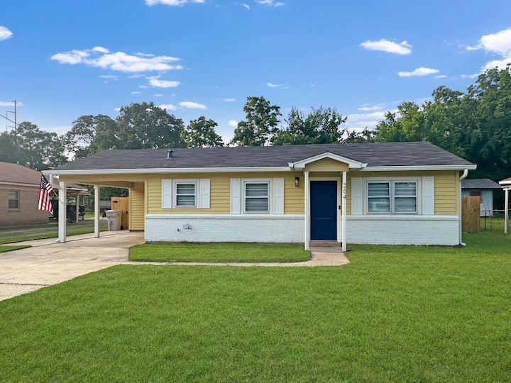 Curated Chic | Gourmet Kitchen | 1 Mile To I‑20 - West Monroe, LA