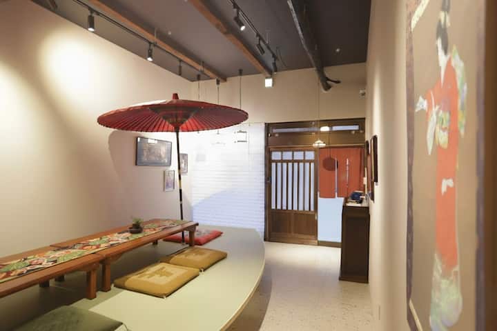 Near Himeji Castle, Sta/8 Beds 2 Showers 3 Toilets - Himeji