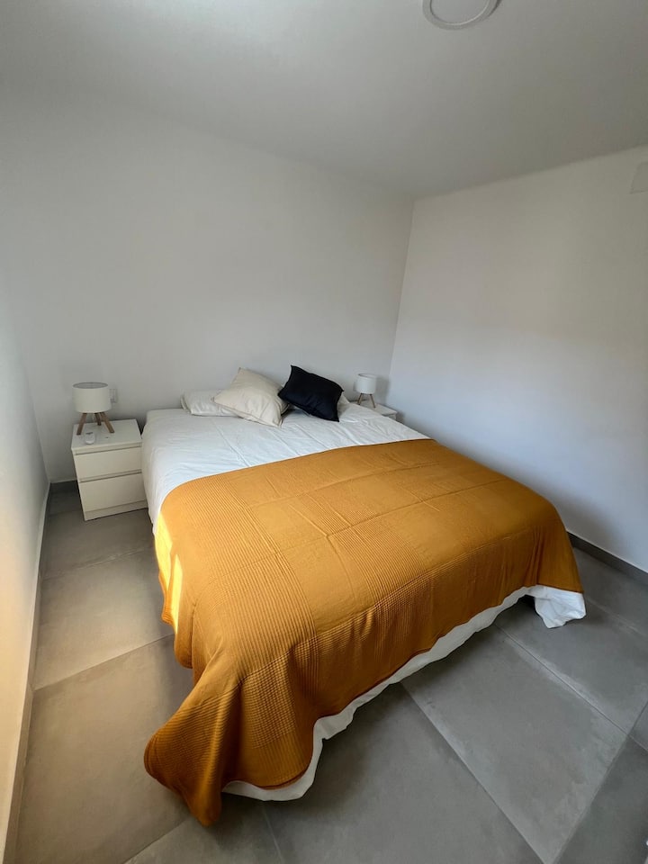 Deux Chambres Neuves à La Plage - Sitges