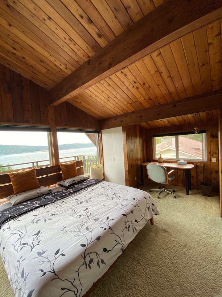Whispering Pines Of Destiny, Ocean, Forest, Farm - Parksville