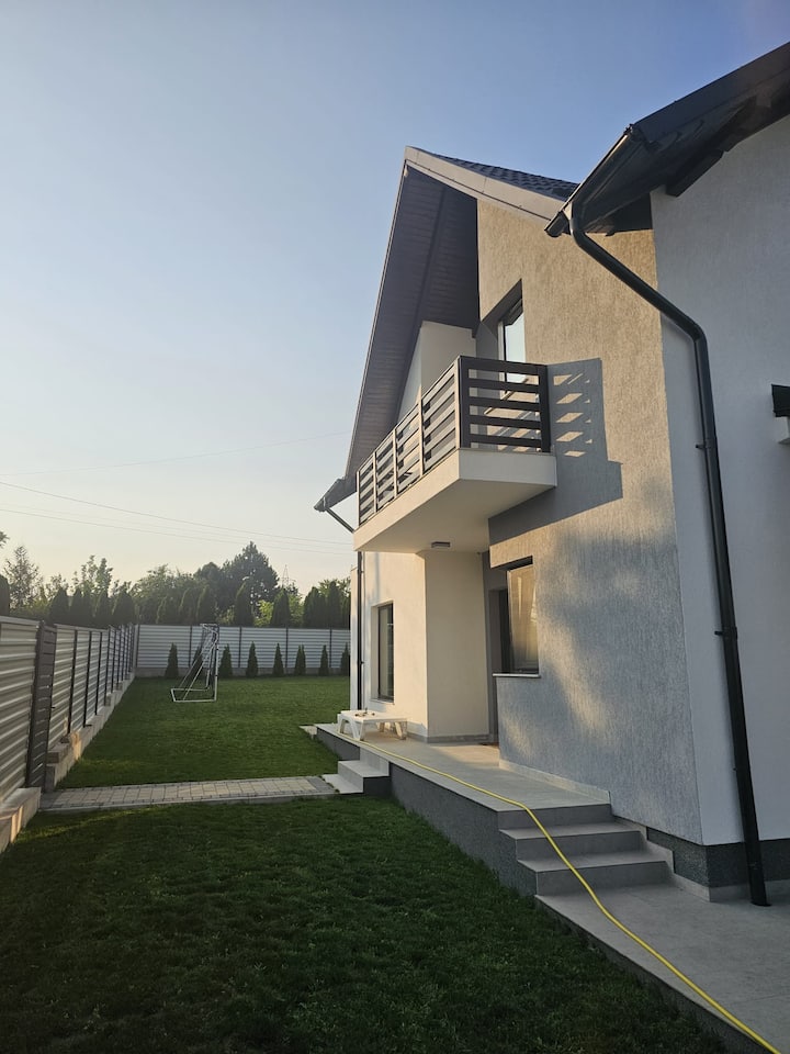 Casă îN Hudum - Roma