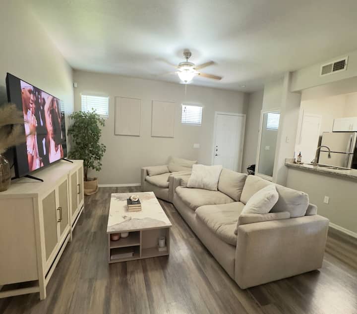 Cozy & Fully Furnished 3br/2ba - Marana, AZ