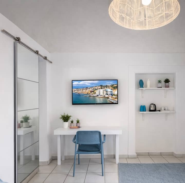 Light Blue Sunshine Room - Sorrento