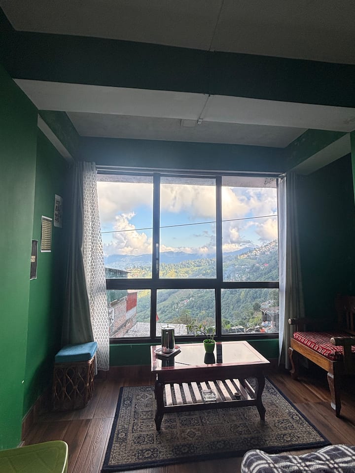 Spacious 3bhk Ropeway Balcony Kitchen&free Parking - Darjeeling