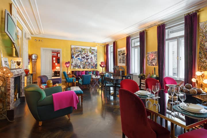 Luxury Flat With Housekeeping In City Center - Vienna Schwechat Airport (VIE)