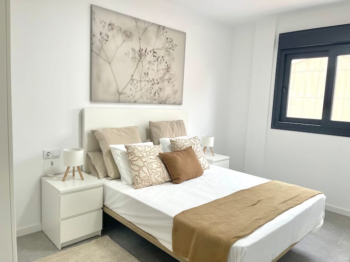 Cozy Apartment Close To Barcelona Center And Fira - Sant Boi de Llobregat