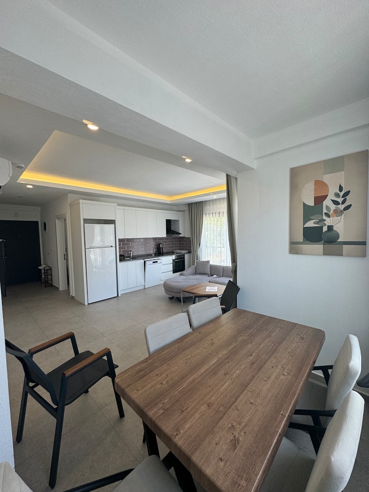 Kaş Merkez'de Kısmi Deniz Manzaralı 2+1 Daire 6 - Kaş