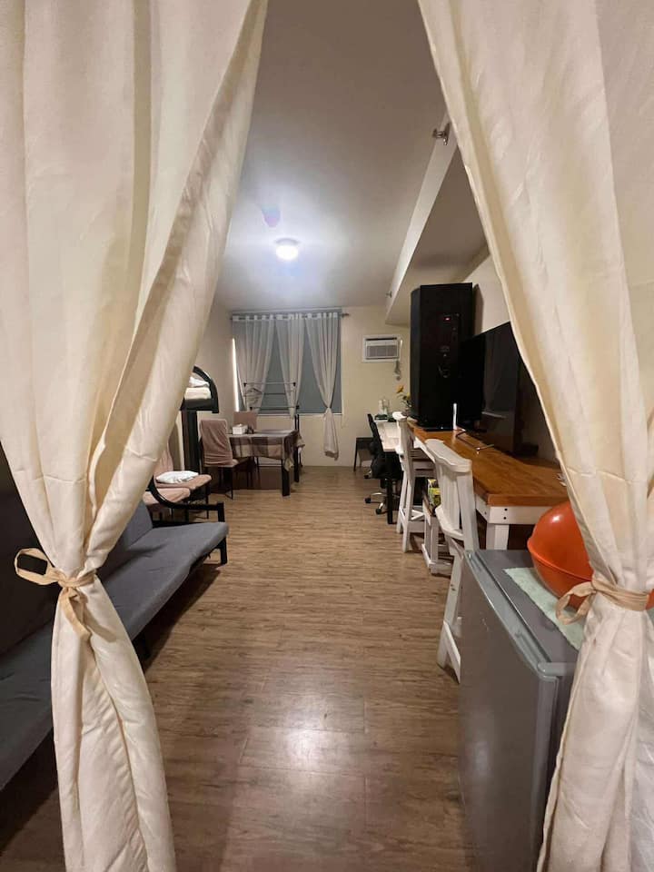 Condo Unit (Studio Type) - Las Piñas