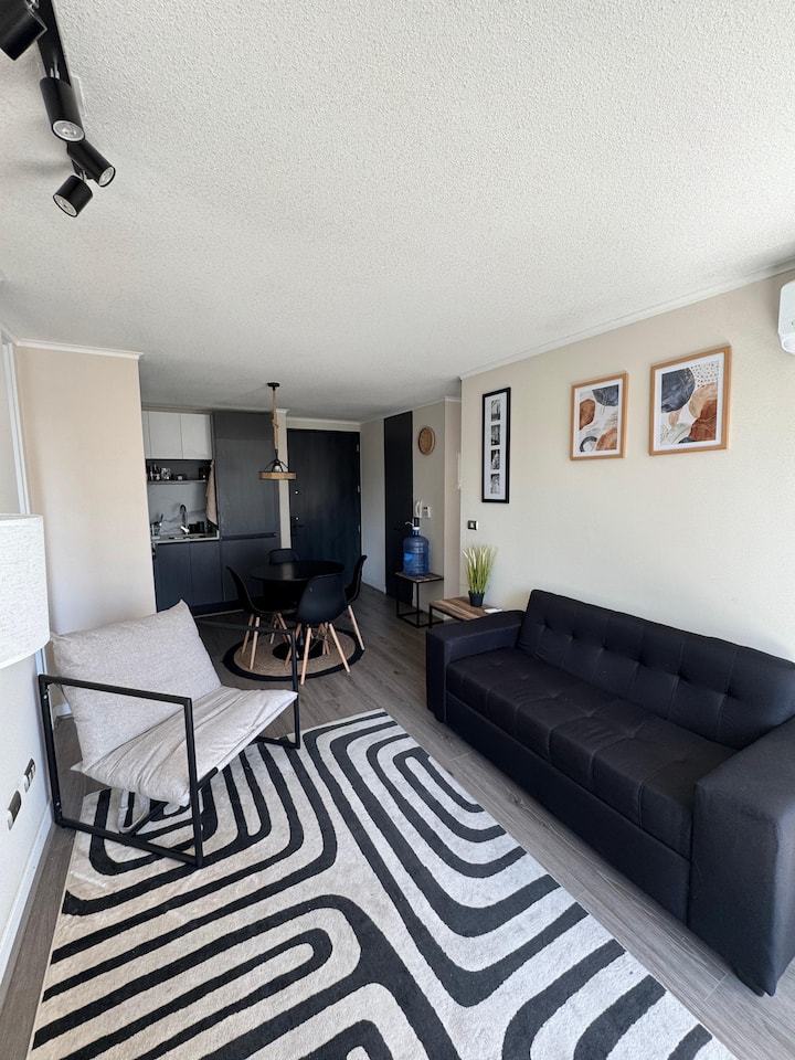 Moderno, Nuevo Y Full Equipado En Barrio Italia - Santiago