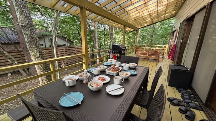 森のカフェ風貸切宿|屋根付Bbq&100インチゲーム・映画|最大12名|3寝室|駐車3台|ペット可 - 那須塩原市