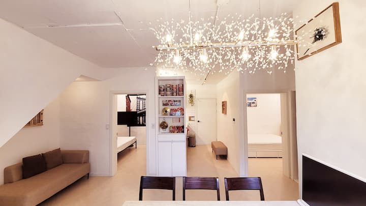 Clean&cozy_홍대1정거장, 공항버스 직행(3room, 3bed,5명,무료주차) - Seoul