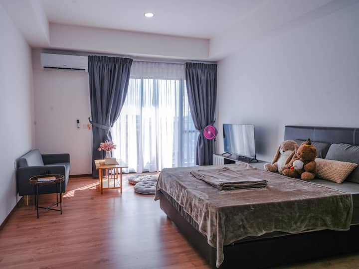 Big Bear Studio - Bintulu