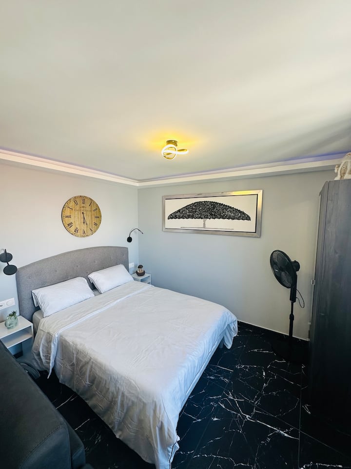 Luxe Studio Paris - Bagnolet