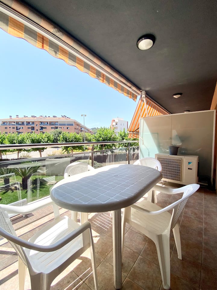2 Bedroom Apartment, Pool, Beach - Lloret de Mar