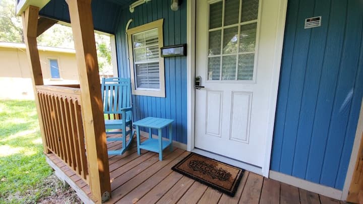 Charming Cottage Stay In Jacksonville - Jacksonville, FL