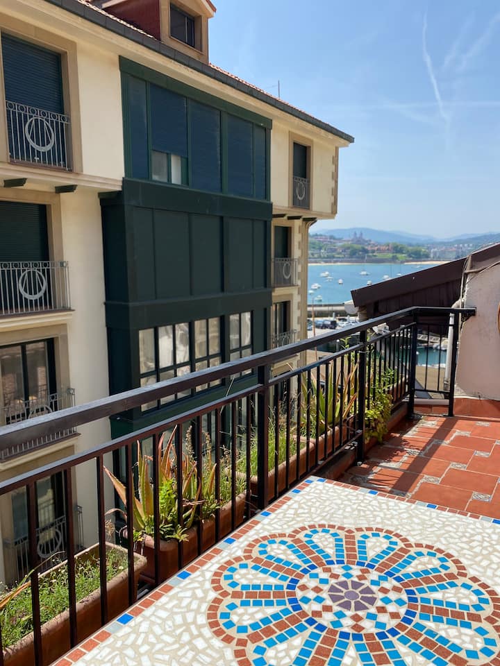 Balcón Soleado En La Parte Vieja ( Min.32 Días) - San Sebastián