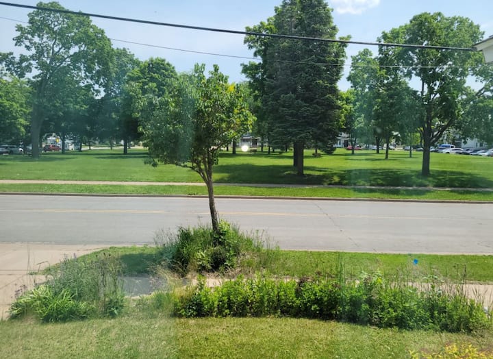 Charming Downtown Home - Eau Claire, WI