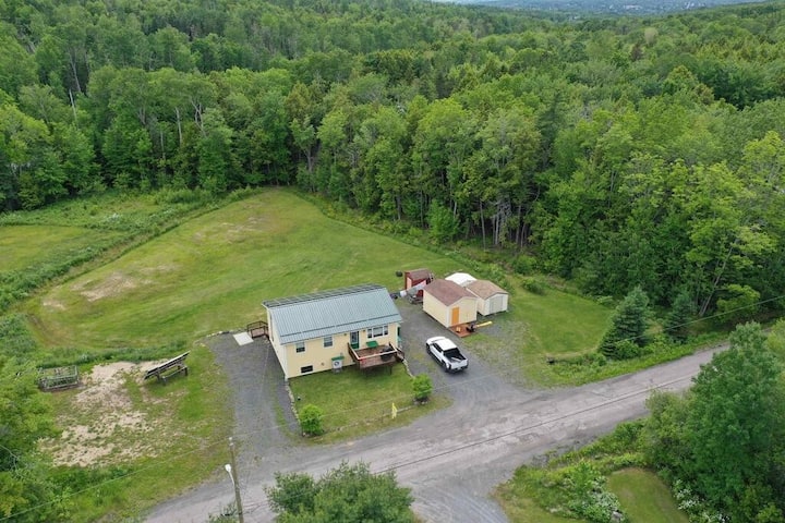 Cozy Suite Minutes To Downtown New Glasgow - New Glasgow