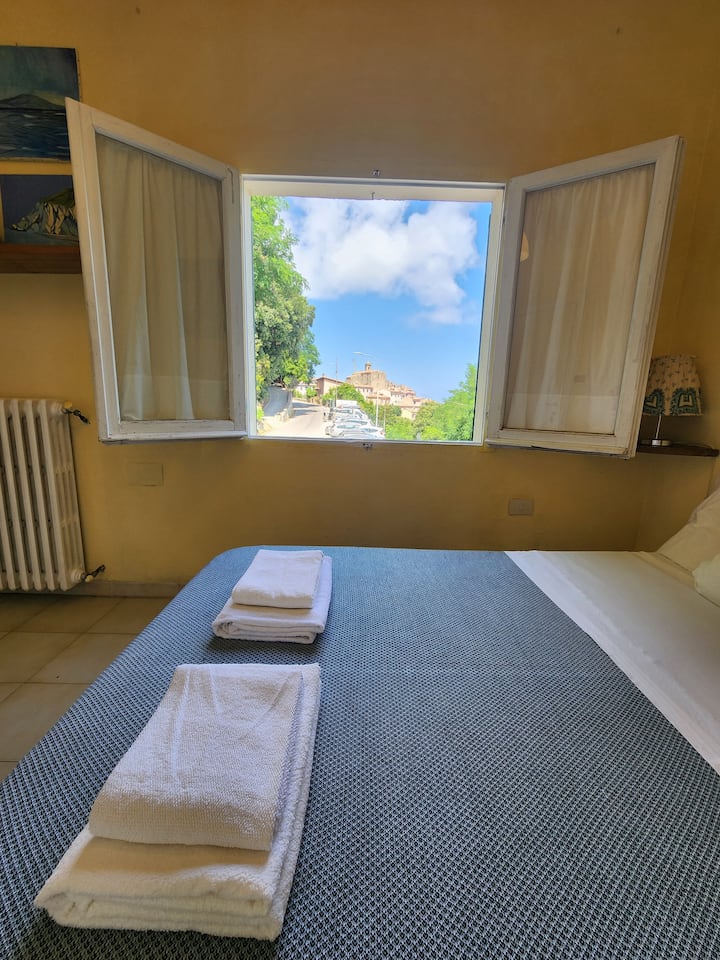 French Bed - Marina di Campo