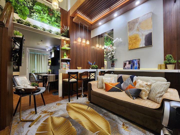 Trendy 5br | 2 Next-door Units - Taguig