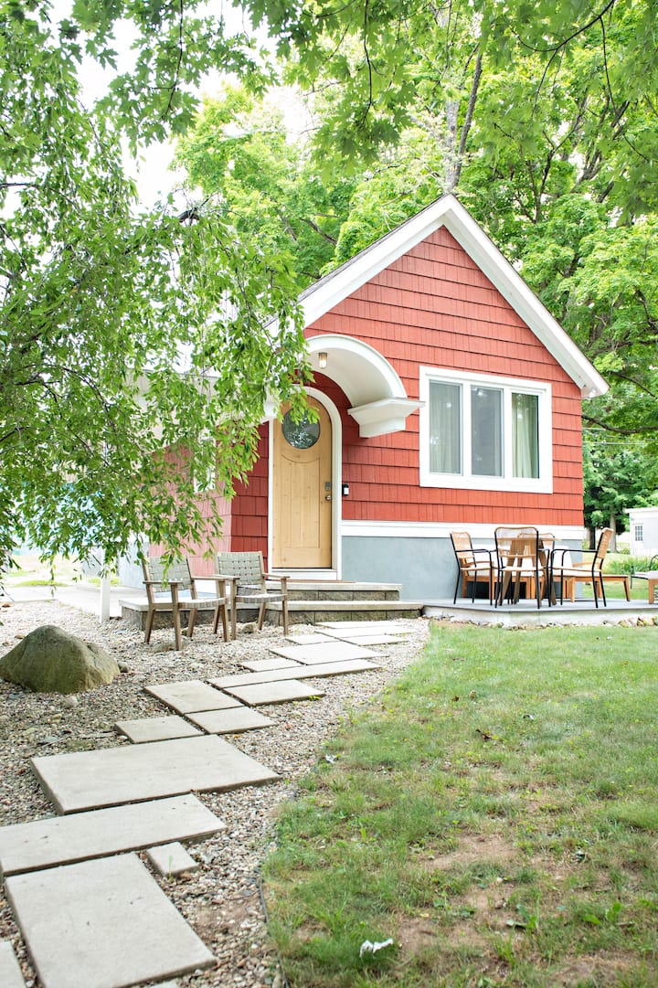 The Birdhouse - Indiana (State)