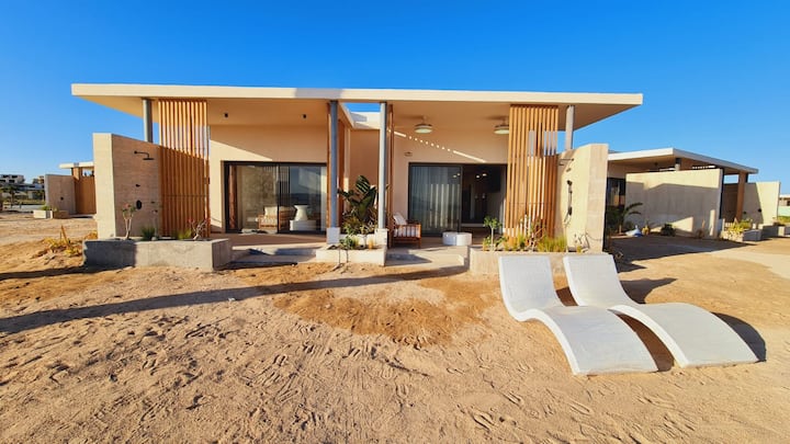 Beachfront Mesca Cabana + Sea View And Terrace - Egypt