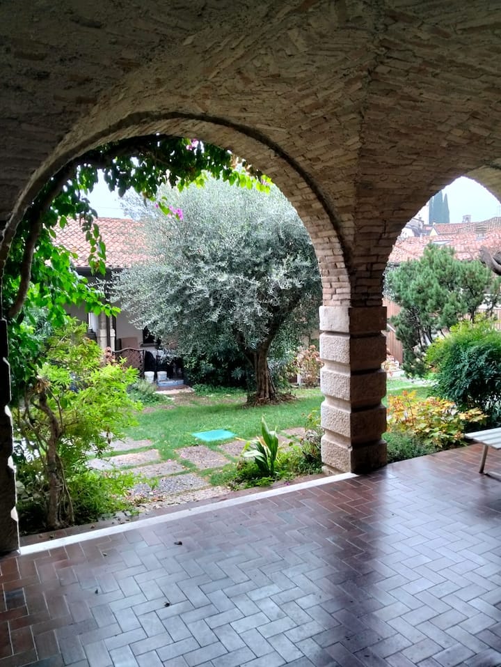 Relaxing Lake Garda Home•private Veranda•near Salò - Gardone Riviera