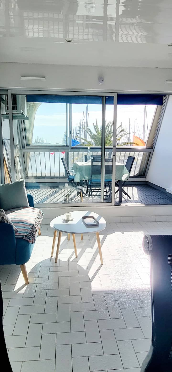 Le Grand Pavois Studio Cabine Horizon Vue Port De - Port Camargue