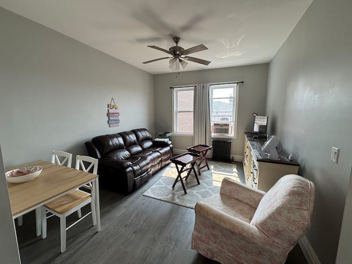 Sunny 2br • Perfect For Families - Fort Lee, NJ