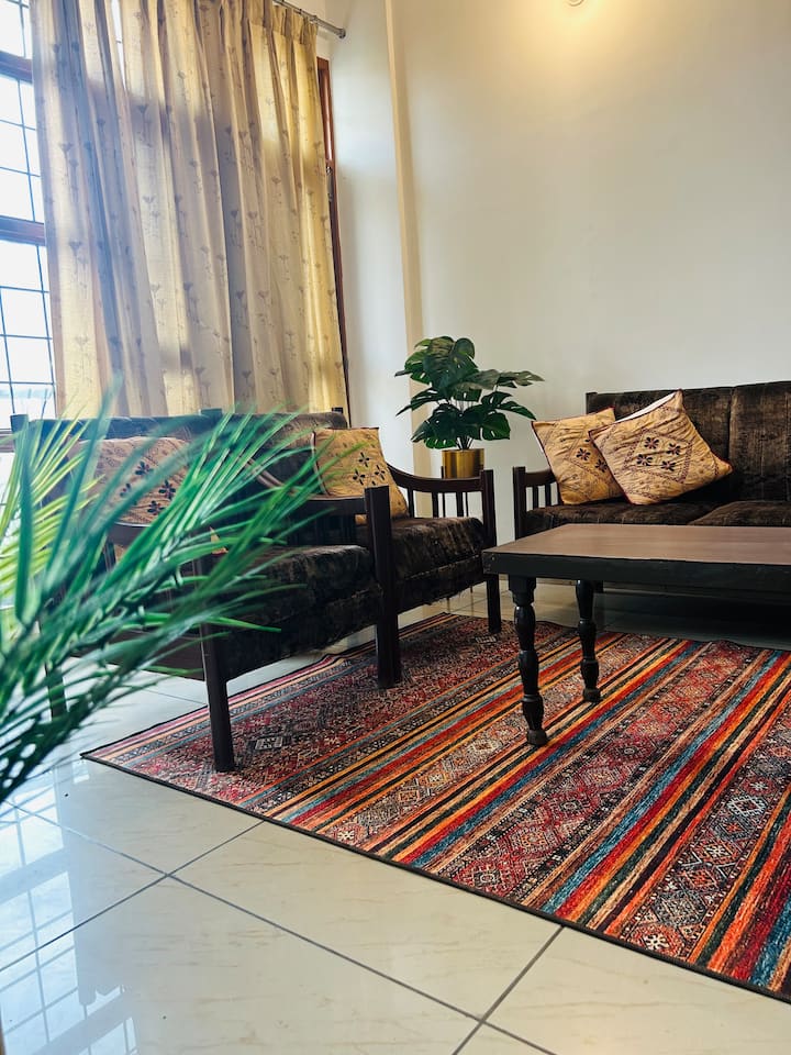 2bhk Near Fortis Mohali | Lift + Kitchen+ Parking - Chandigarh