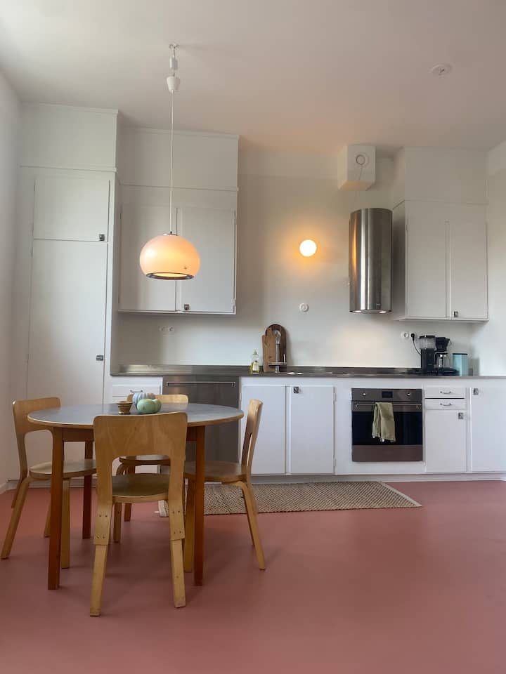 30’s Apartment In The Heart Of Södermalm - Stockholm