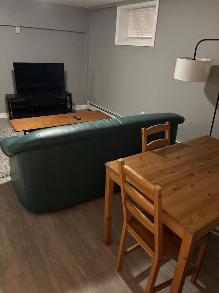 Renovated 1br – Cozy & Charming - Western University