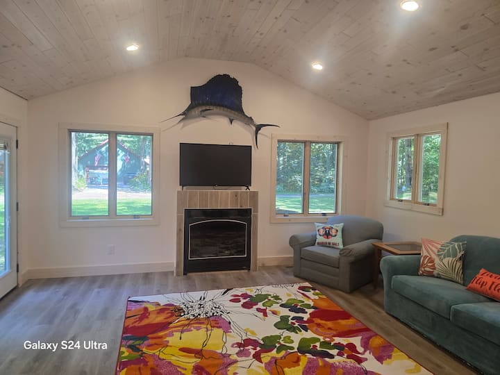 Enjoy The Best Of Higgins Lake! - Higgins Lake, MI