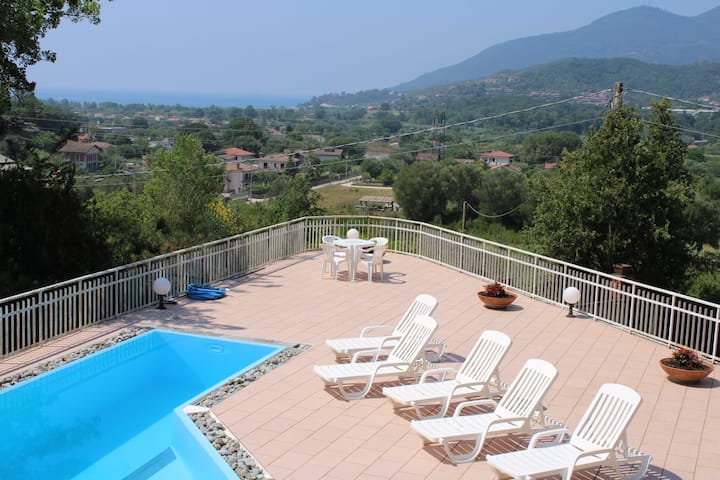 Stanza Riva - San Giovanni A Piro