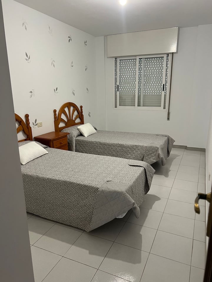 Piso Tranquilo Y Cómodo - Riveira