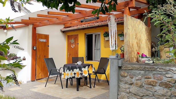 Charming Bed & Breakfast "A Zeta Amarela" - Tui