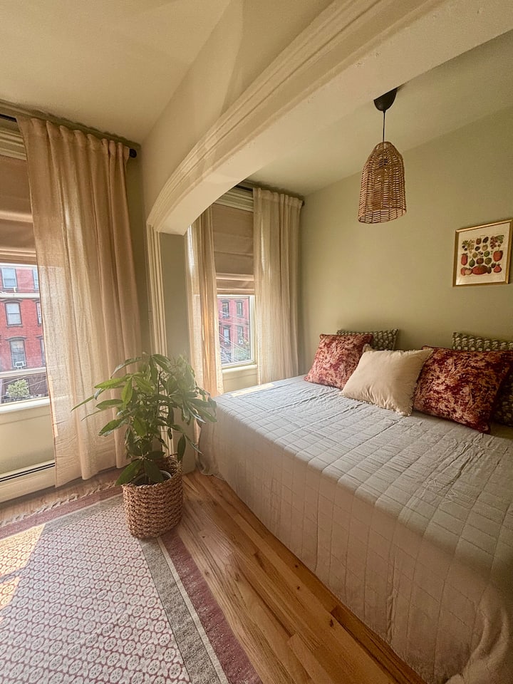 Your Perfect Chic Home Stay - Jersey City, NJ