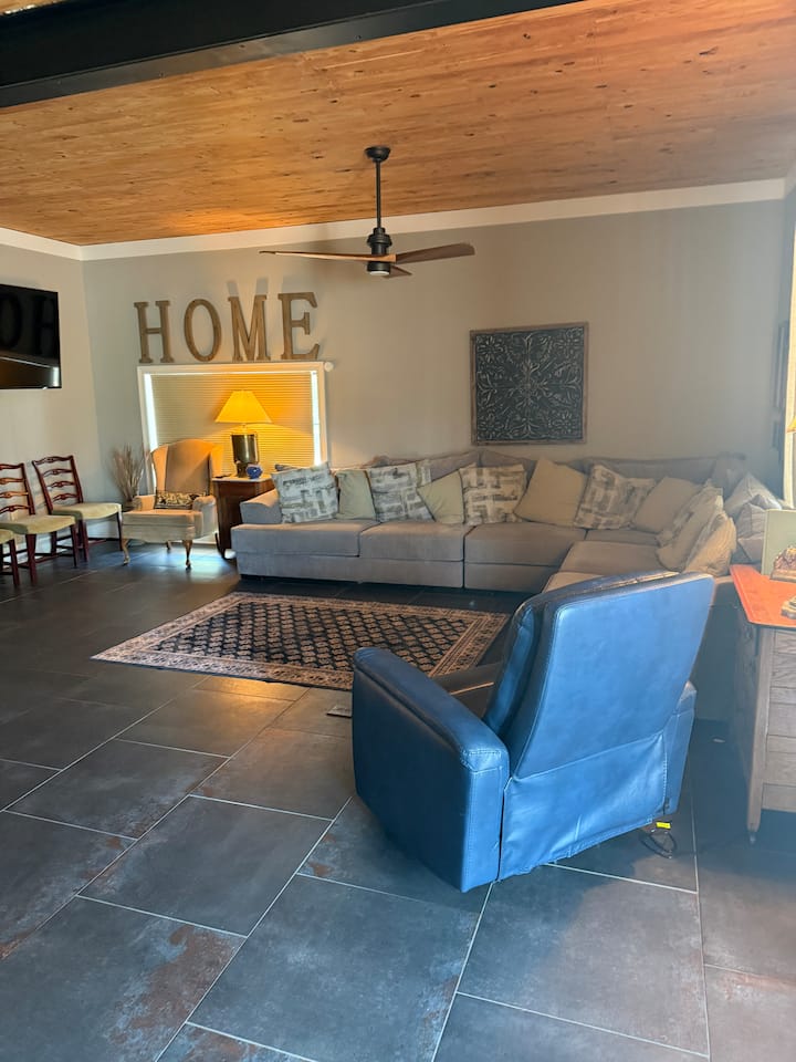 The Flower Patch - Dawson Lake, Kelso