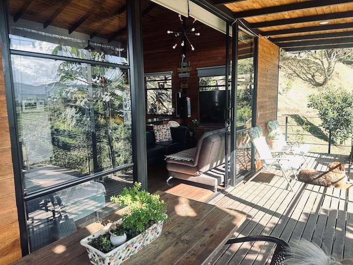 Cozy Cabin With Stunning Nature Views - La Ceja