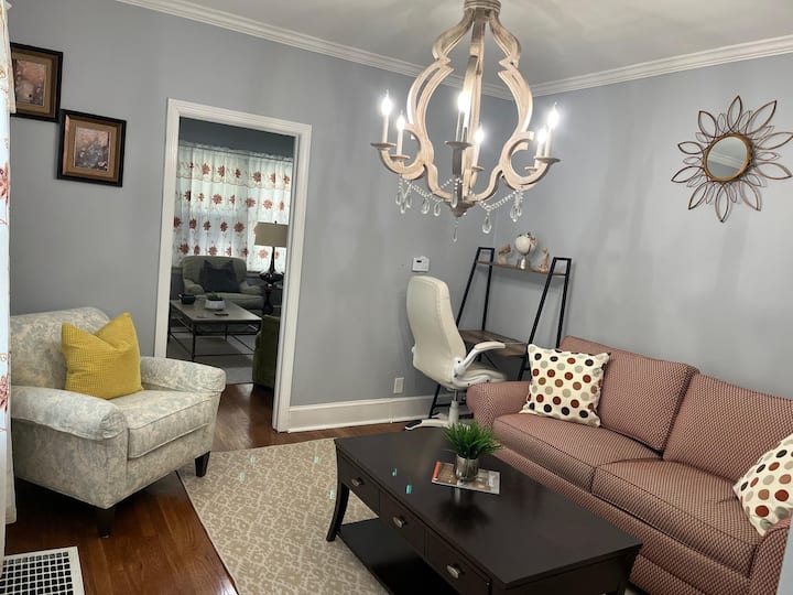 Bear Retreat - Waterbury, CT