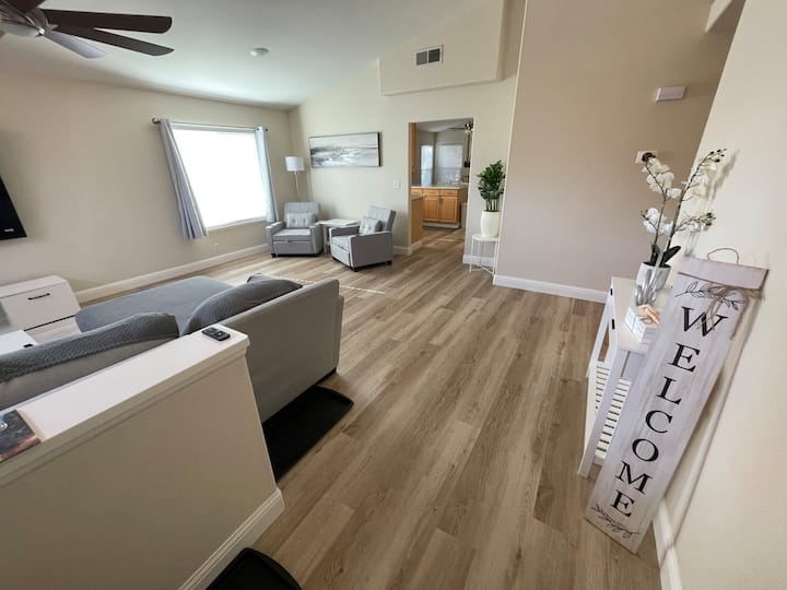 Peaceful Clean Clovis Home - クローヴィス, CA