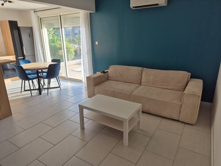Charmant T2 De 40m² Avec Piscine Collective - La Seyne-sur-Mer